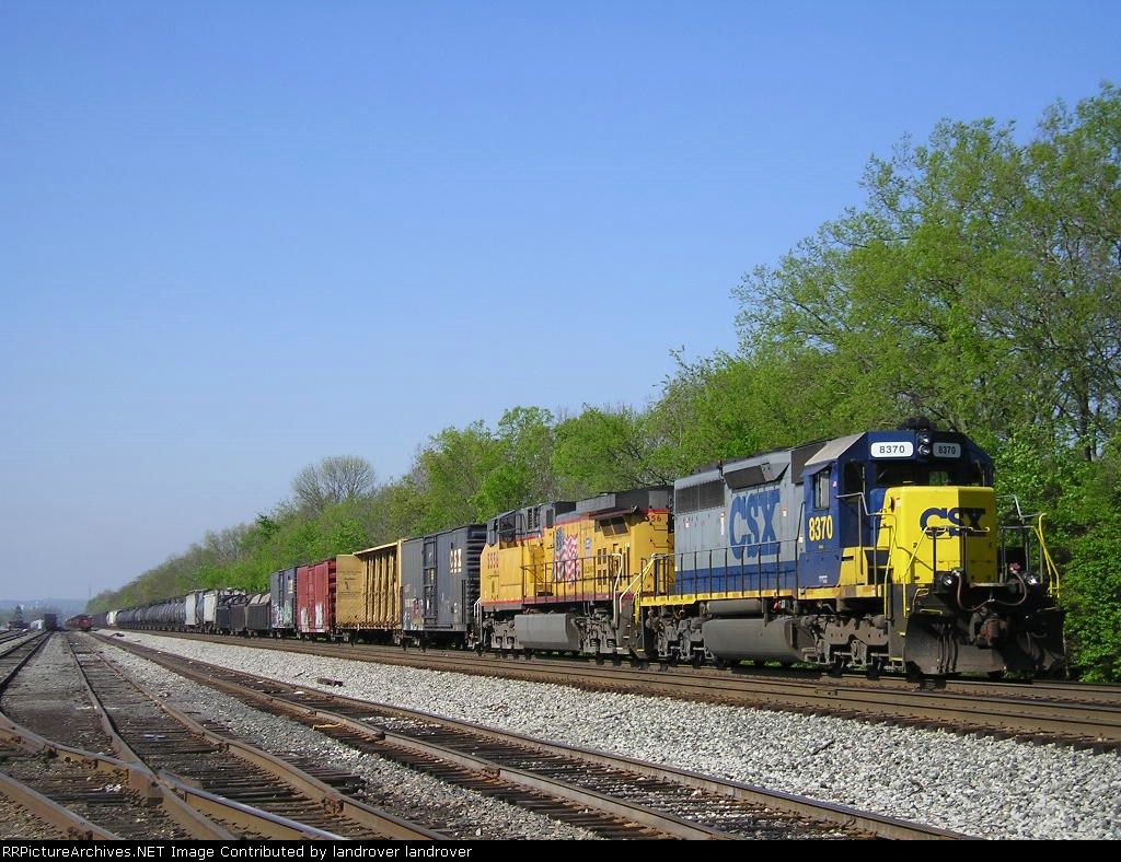 CSXT 8370 On CSX Q 340 Northbound